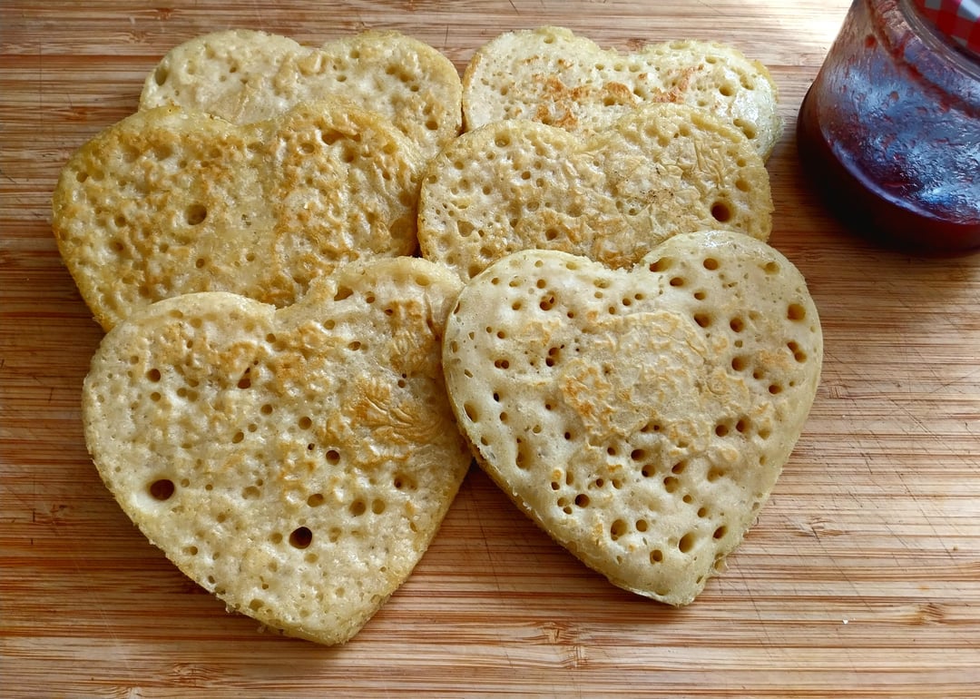 Heart shaped crumpets - Dining and Cooking