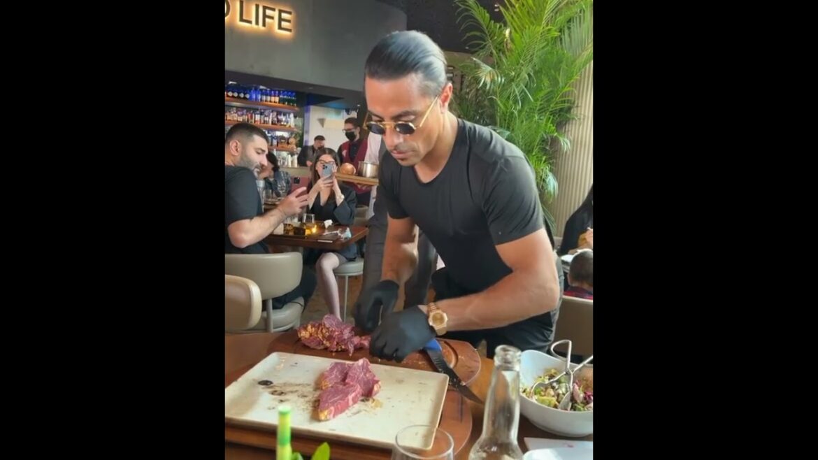 Salt Bae #at Nusr-Et Steakhouse #Dubai - Dining and Cooking