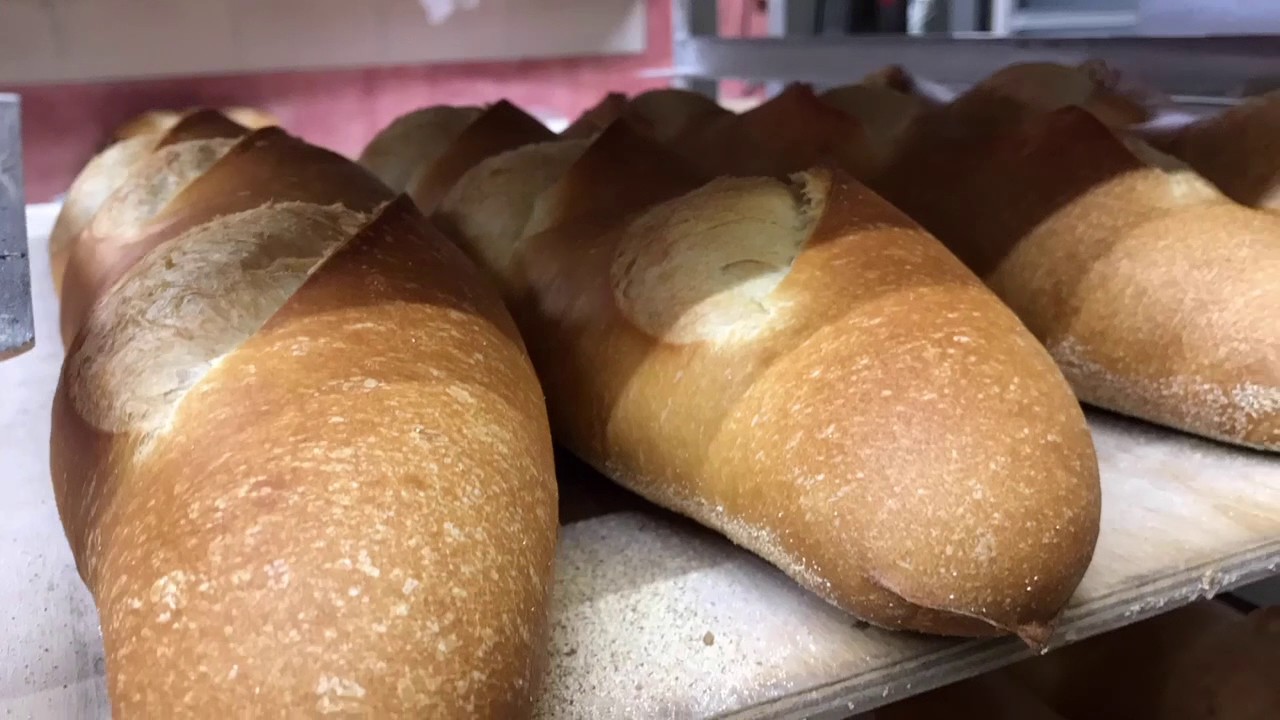Italian bread in New York City: How Freddie's makes it on Staten Island ...