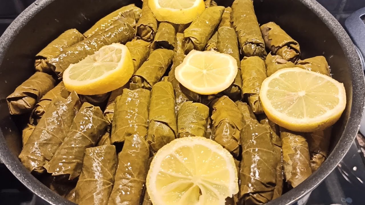 Turkish Stuffed Grape Leaves | Zeytinyağlı Yaprak Sarma - Dining and ...