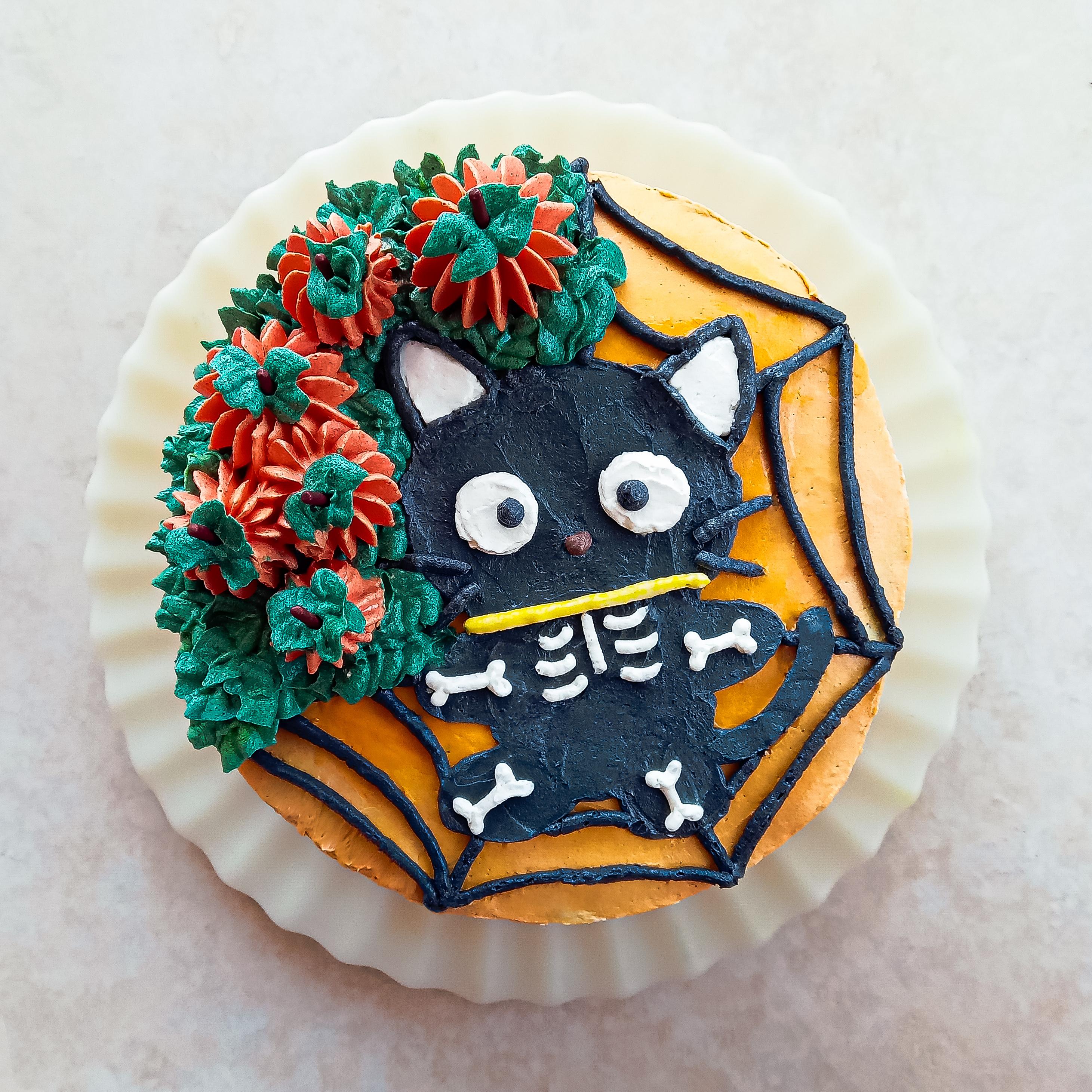 homemade chococat halloween mini cake - Dining and Cooking