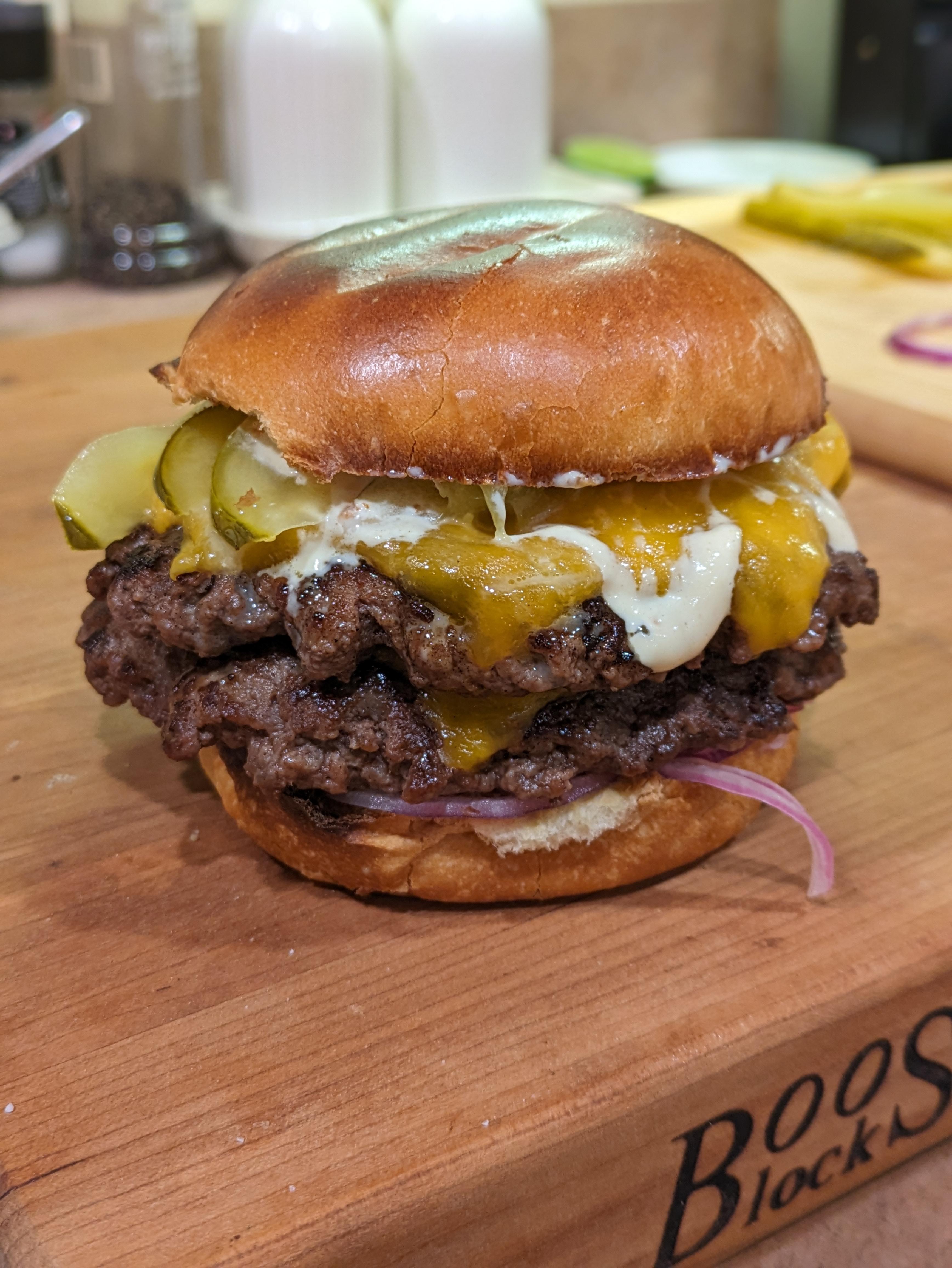 Double Smash Burger - Dining and Cooking