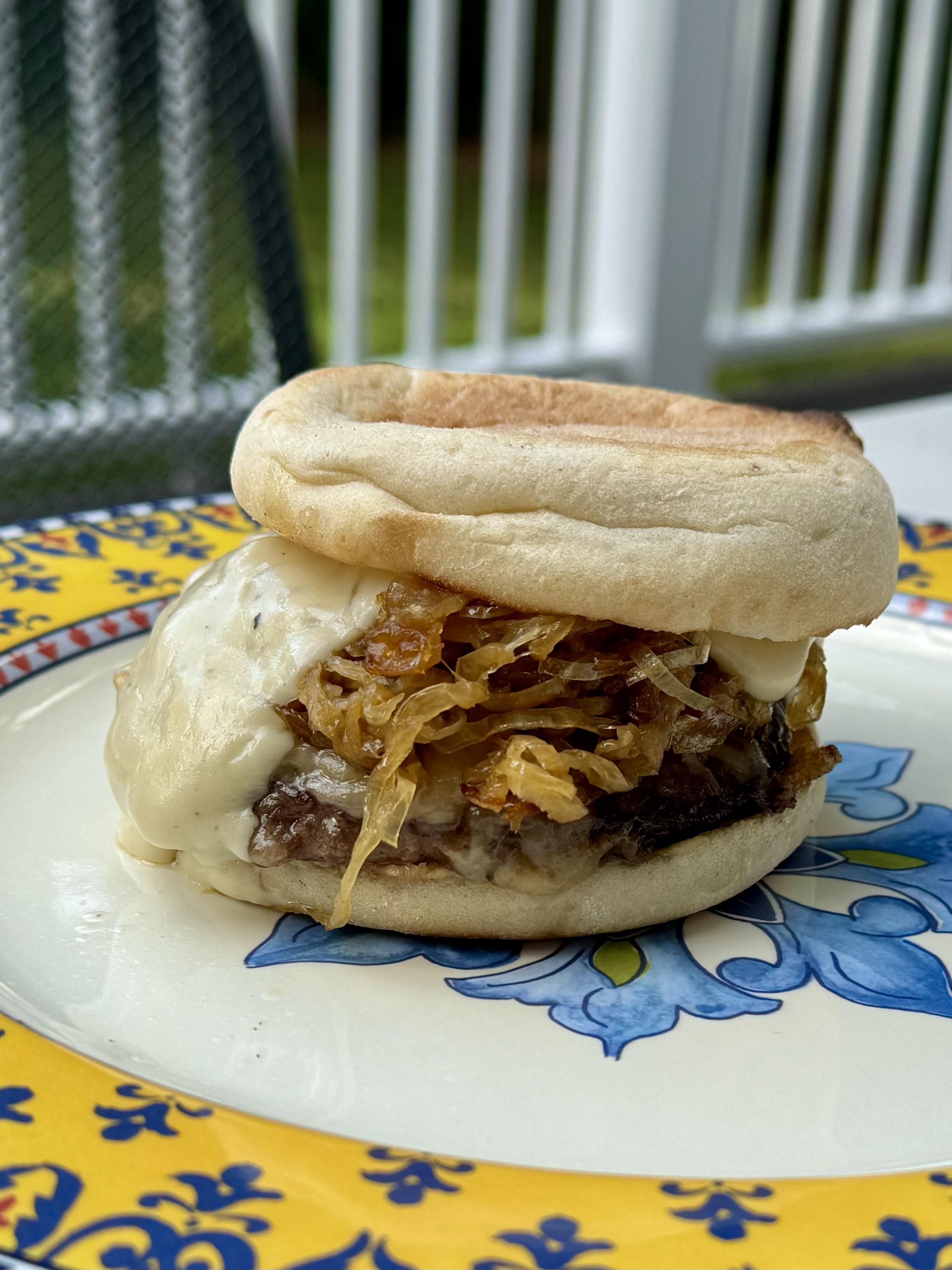 French onion soup burger - Dining and Cooking