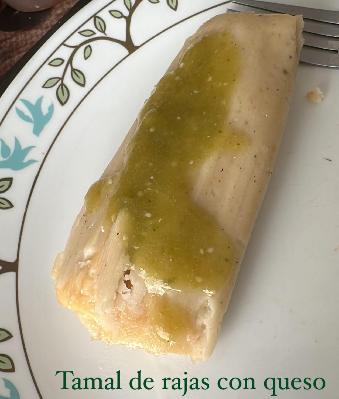 Tamal de rajas con queso y salsa verde - Dining and Cooking