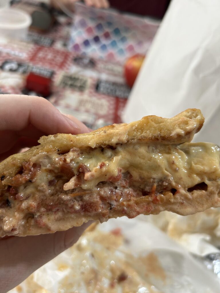 Pulled angus beef, bacon, cheddar, chipotle remoulade, tomatoes ...