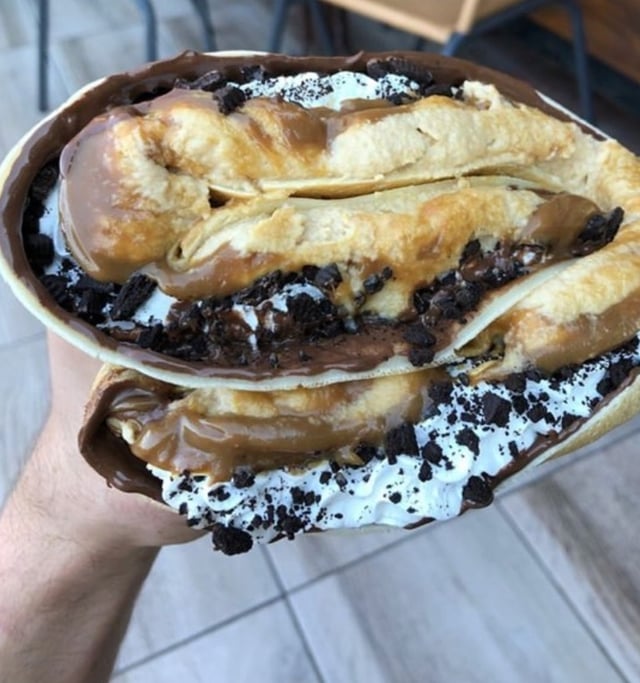 Crepe with Nutella, Oreo, Plazma in milk and Whipped Cream - Dining and ...