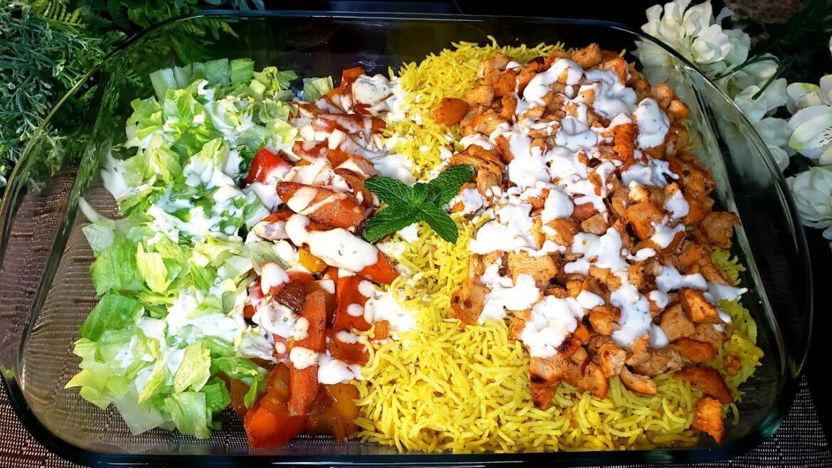 American Street Food Chicken Over Rice/Gyro।Chicken over rice recipe ...
