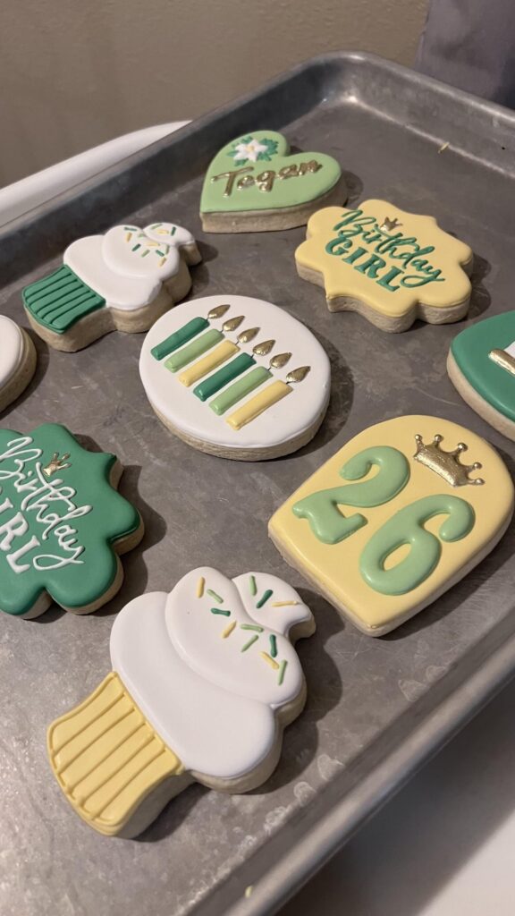 Hobby baker but finally feeling professional! Friend asked for green ...