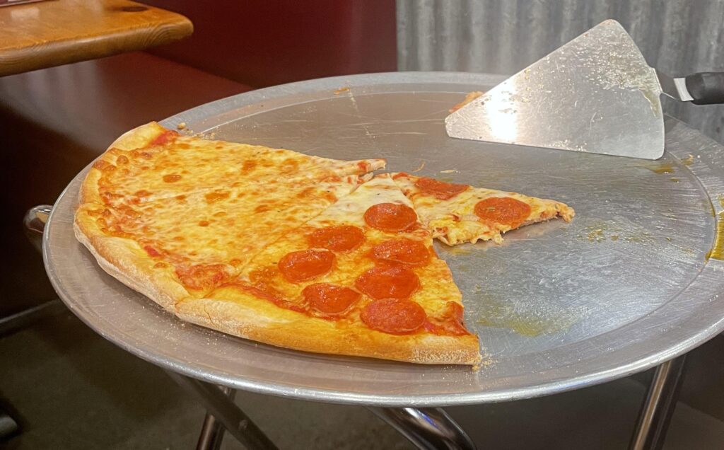 Opinions on this cursed pizza - Dining and Cooking