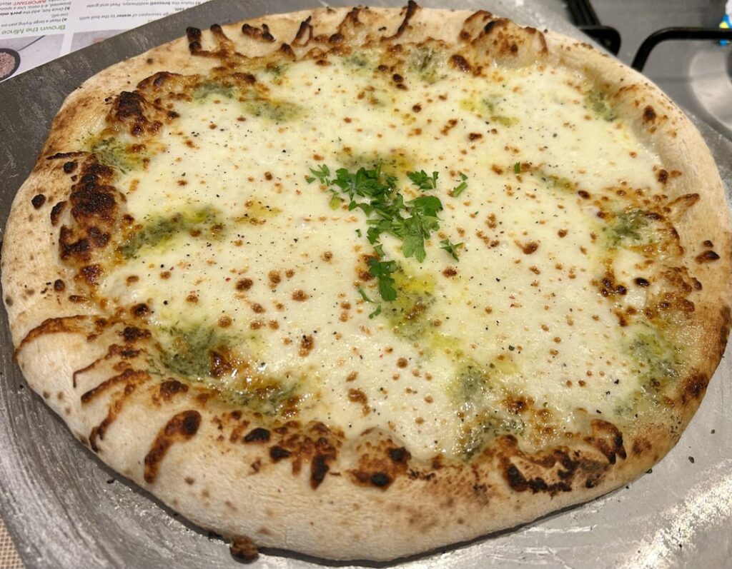 Seeing how my tuna pizza was about as popular as a fart in an elevator ...
