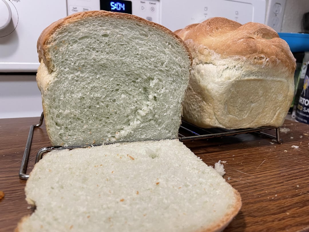 here is the crumb shot of my gatorade bread as promised.. sorry it took ...