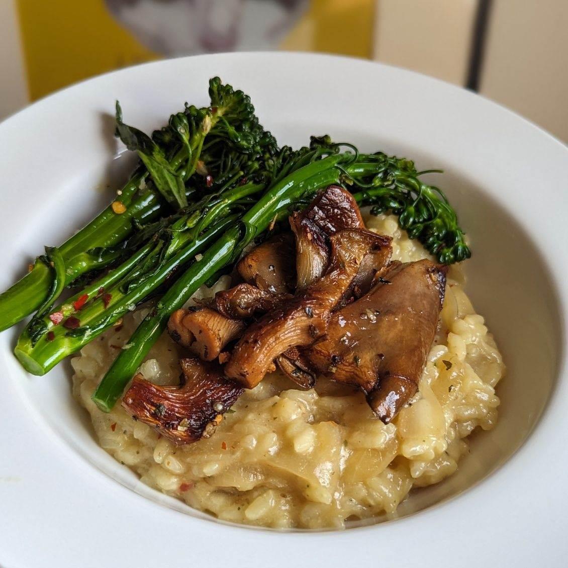 caramelized onion risotto with sautéed oyster mushrooms and spicy ...