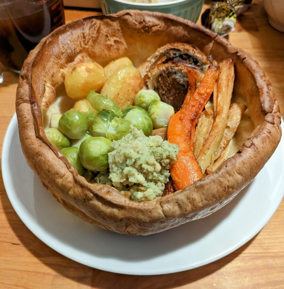 Had a go at the big Yorkshire midweek roast. - Dining and Cooking