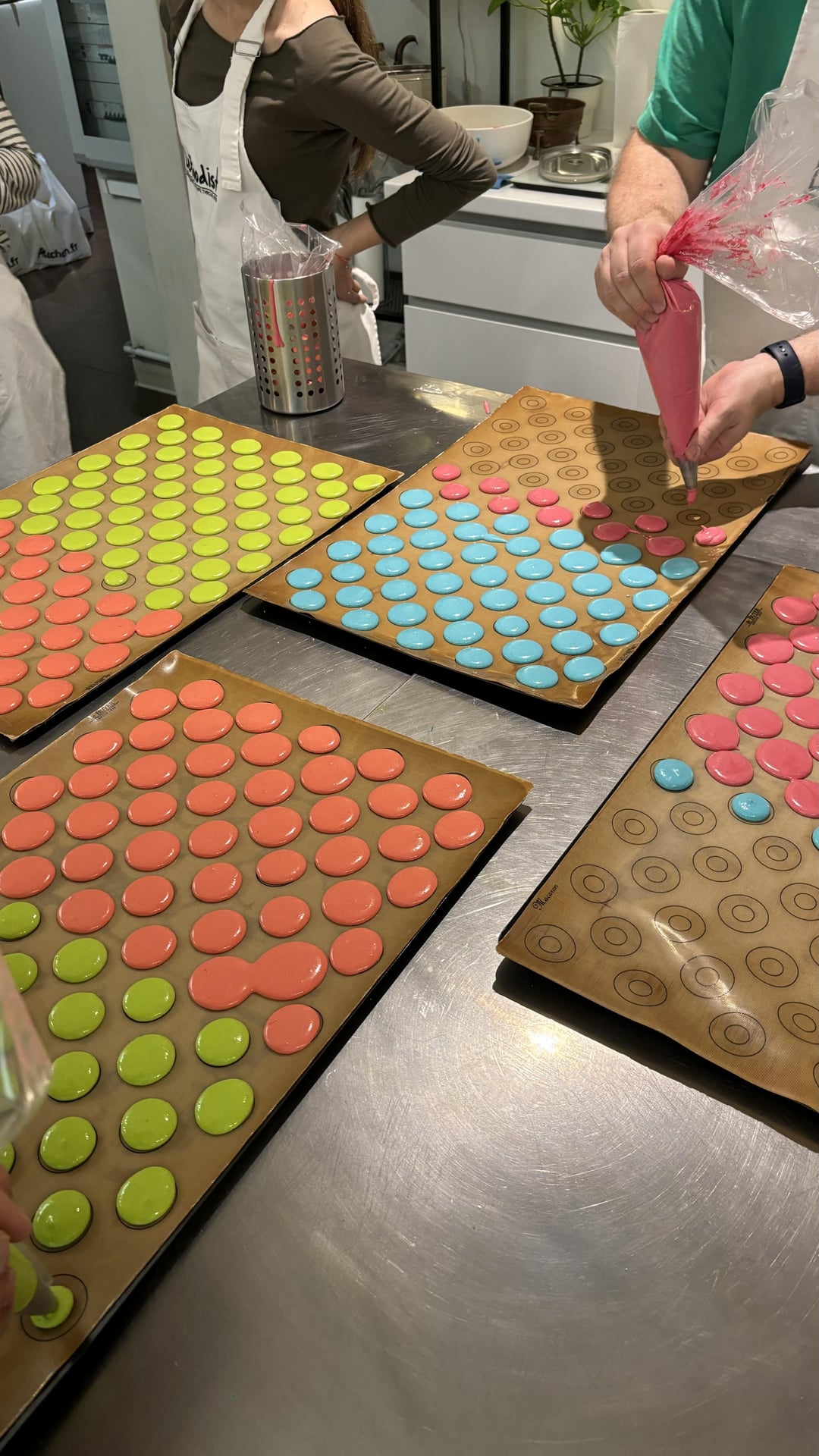 Macaron cooking class in Paris - Dining and Cooking