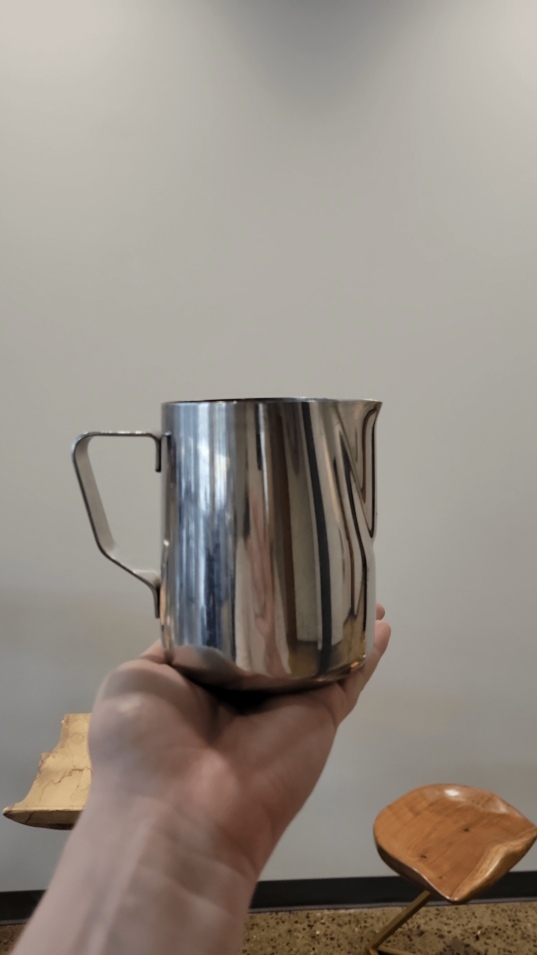 Slow pour milk pitchers? - Dining and Cooking