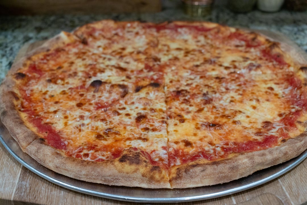 One of the best NY style regular pizzas I've ever made. Critiques ...