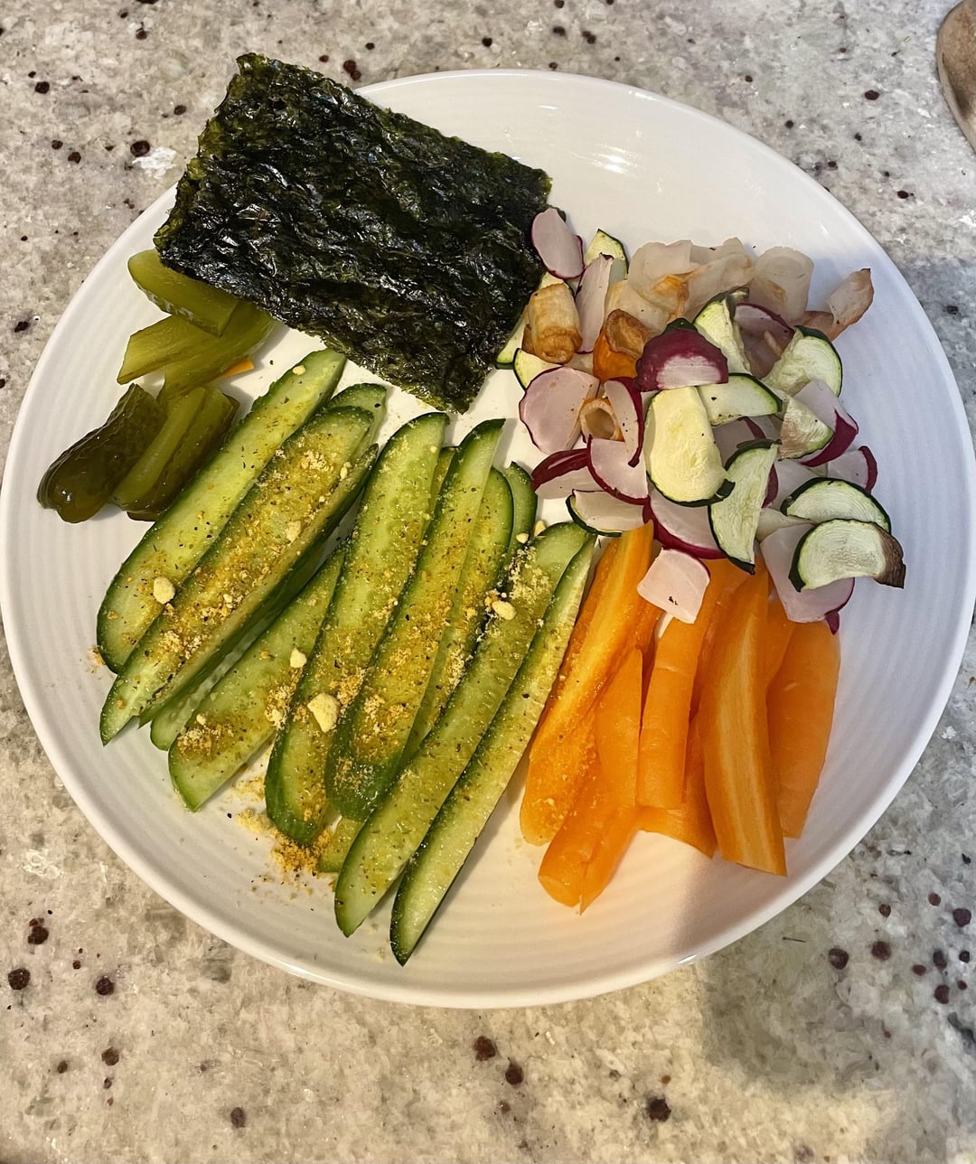 100 calorie snack plate - Dining and Cooking