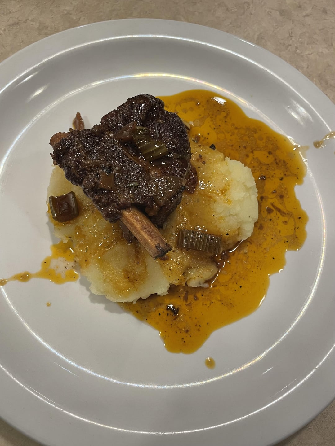 Short ribs with white pepper mashed potatoes - Dining and Cooking