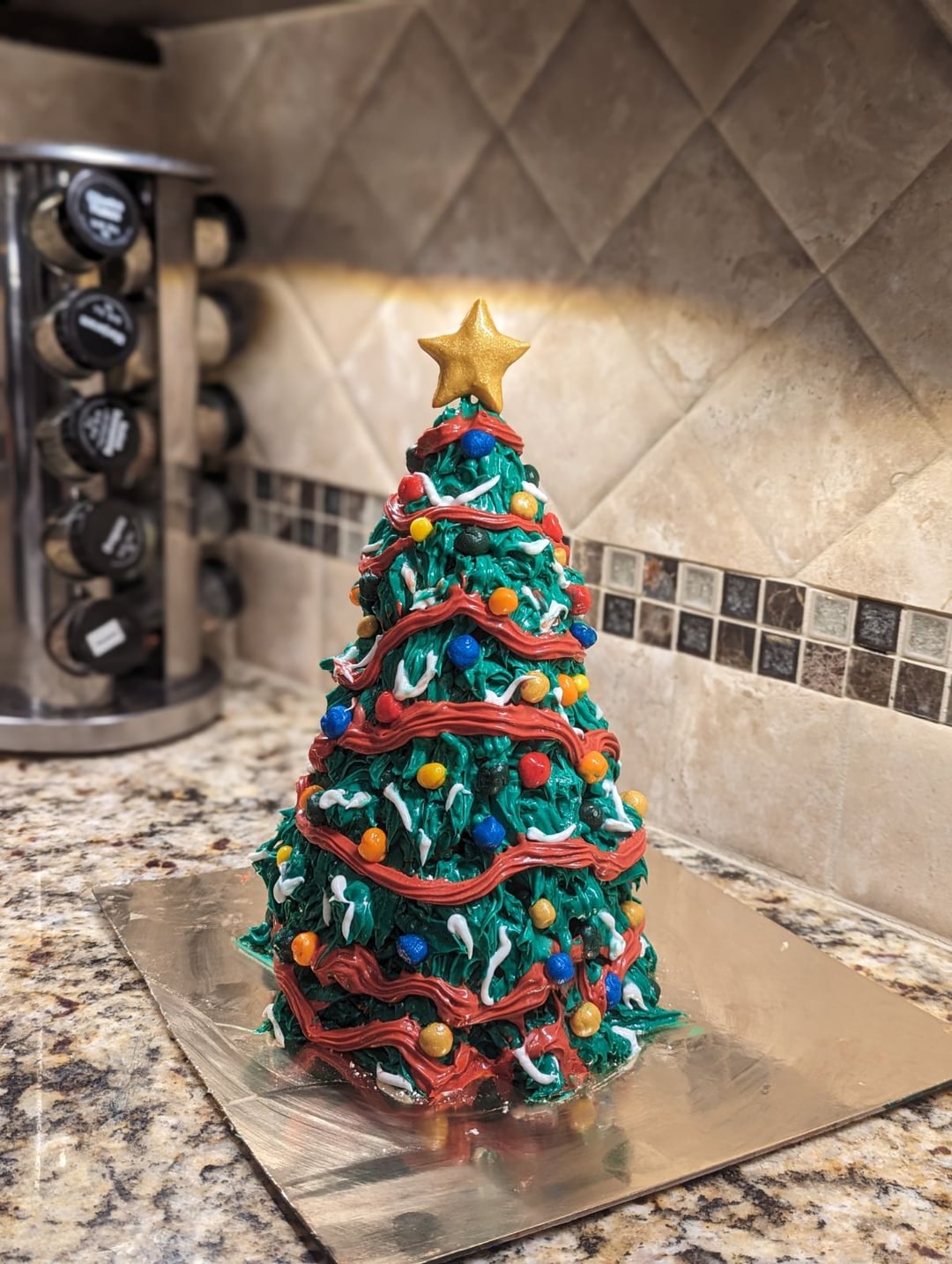 Tried piping. 9 layer christmas tree. - Dining and Cooking