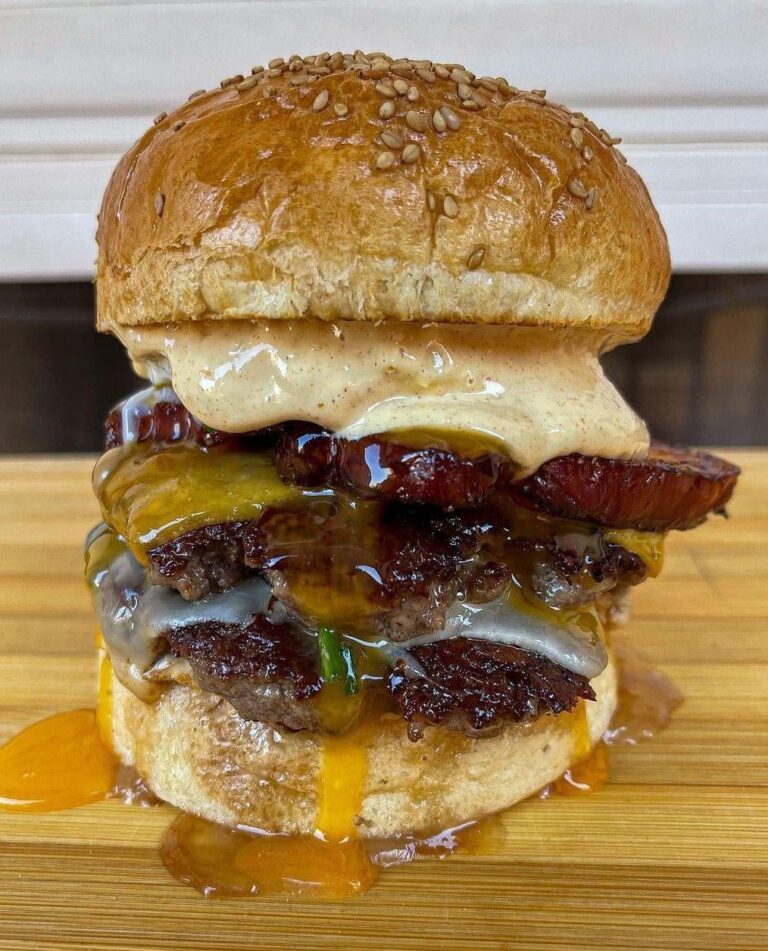 Double beef burger, 100 grams each patty smashed, American cheddar ...