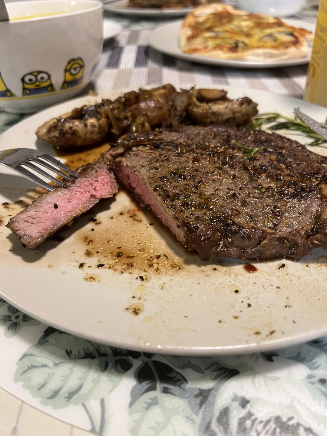First time making steak, used a pan for this - Dining and Cooking