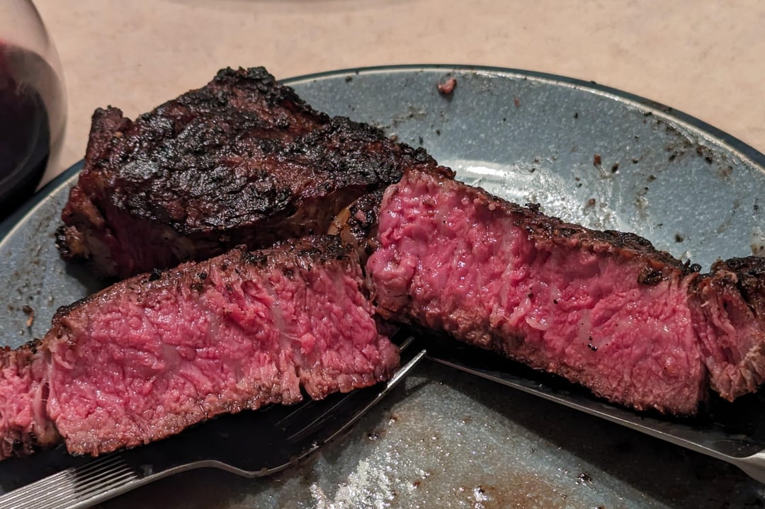 Northern Gold beef ribeye steaks from the home grill (30 Oz each, Angus ...