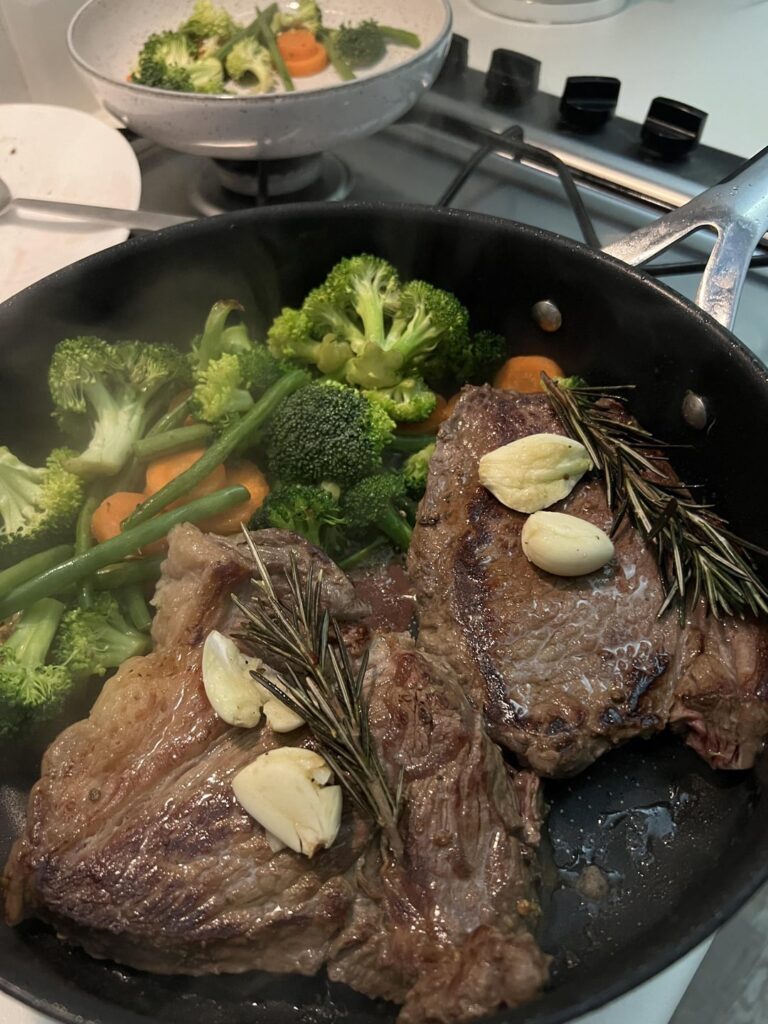 Remember my first steak fail? (First pic) I tired again. Swipe to see ...