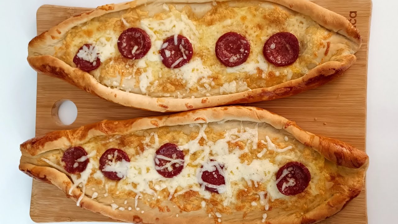 Sucuklu ve Kaşarlı Pide Tarifi / Pita with Sausage and cheese - Dining ...