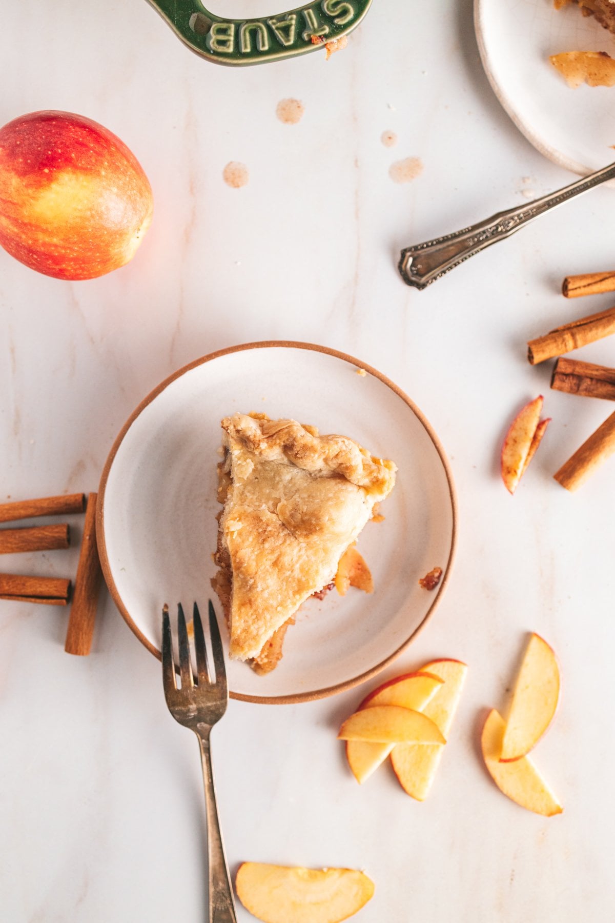 Simple Apple Pie Recipe With The Best Homemade Filling! - Dining and ...