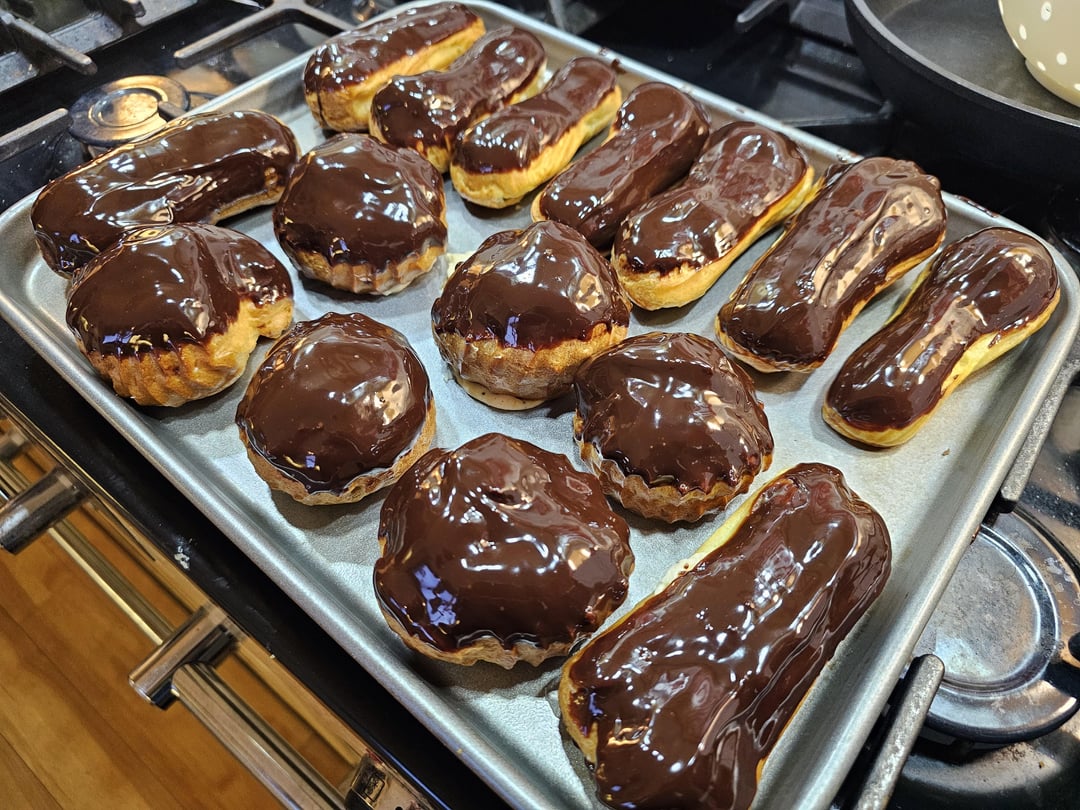 I made Eclairs and Creme Puffs for the first time! - Dining and Cooking