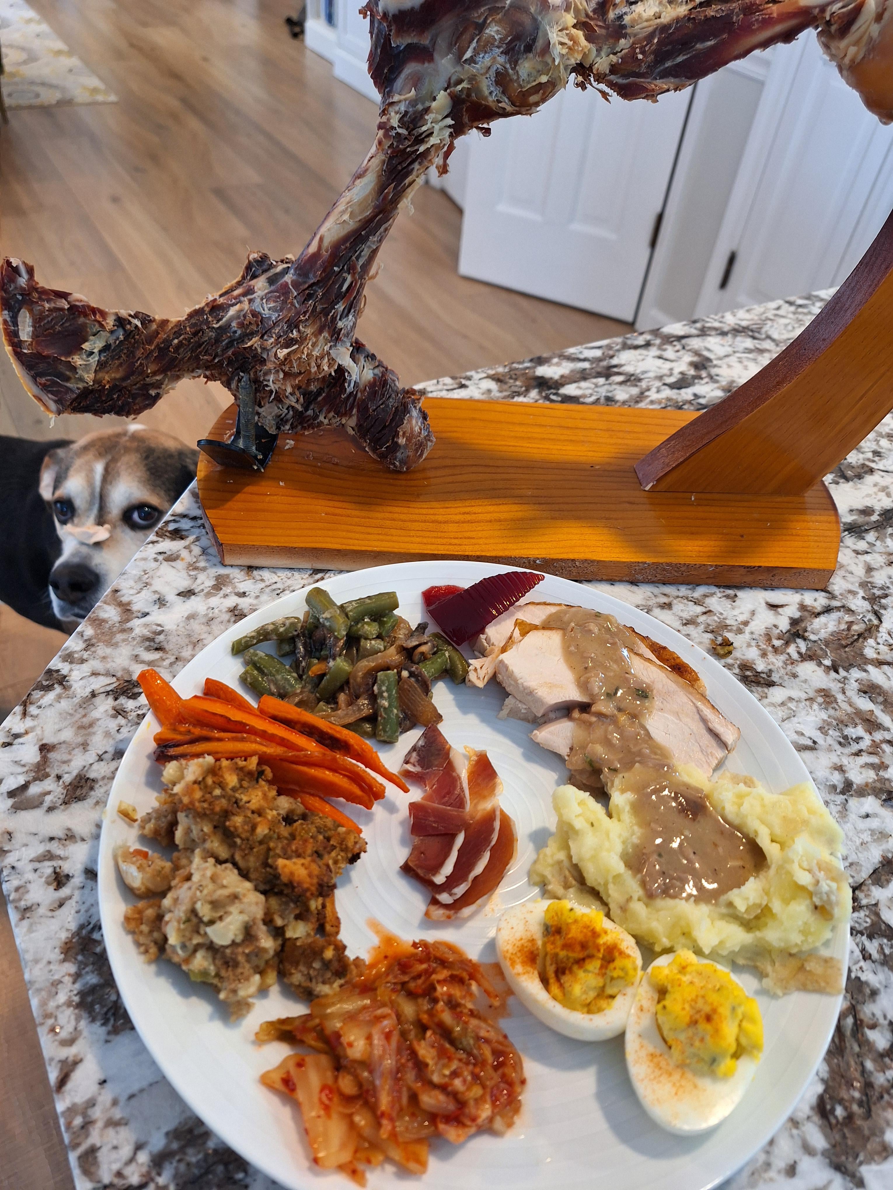 Jamon, turkey and mashed potatoes with giblet gravy, green bean ...