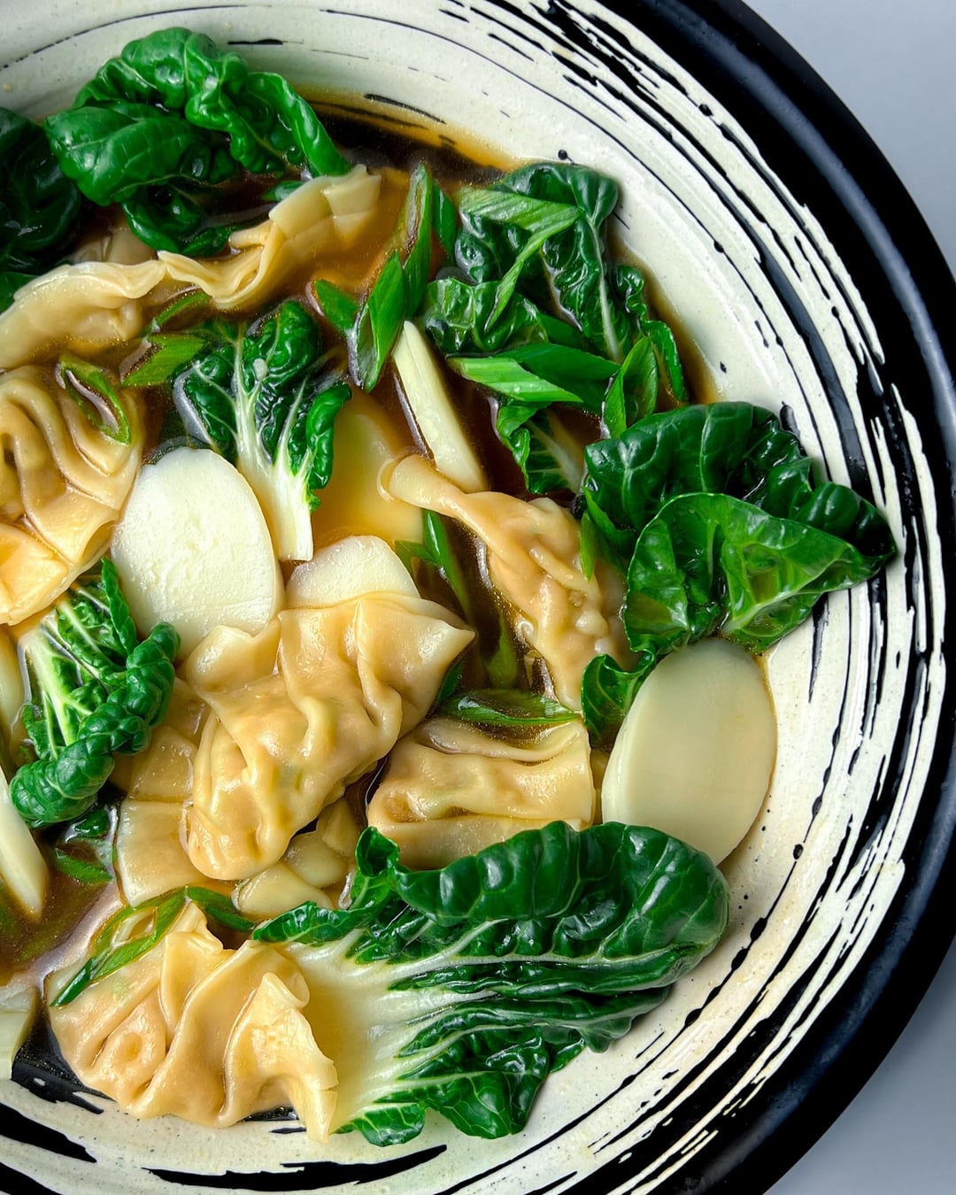 [Homemade] Gyoza Soup - Dining and Cooking