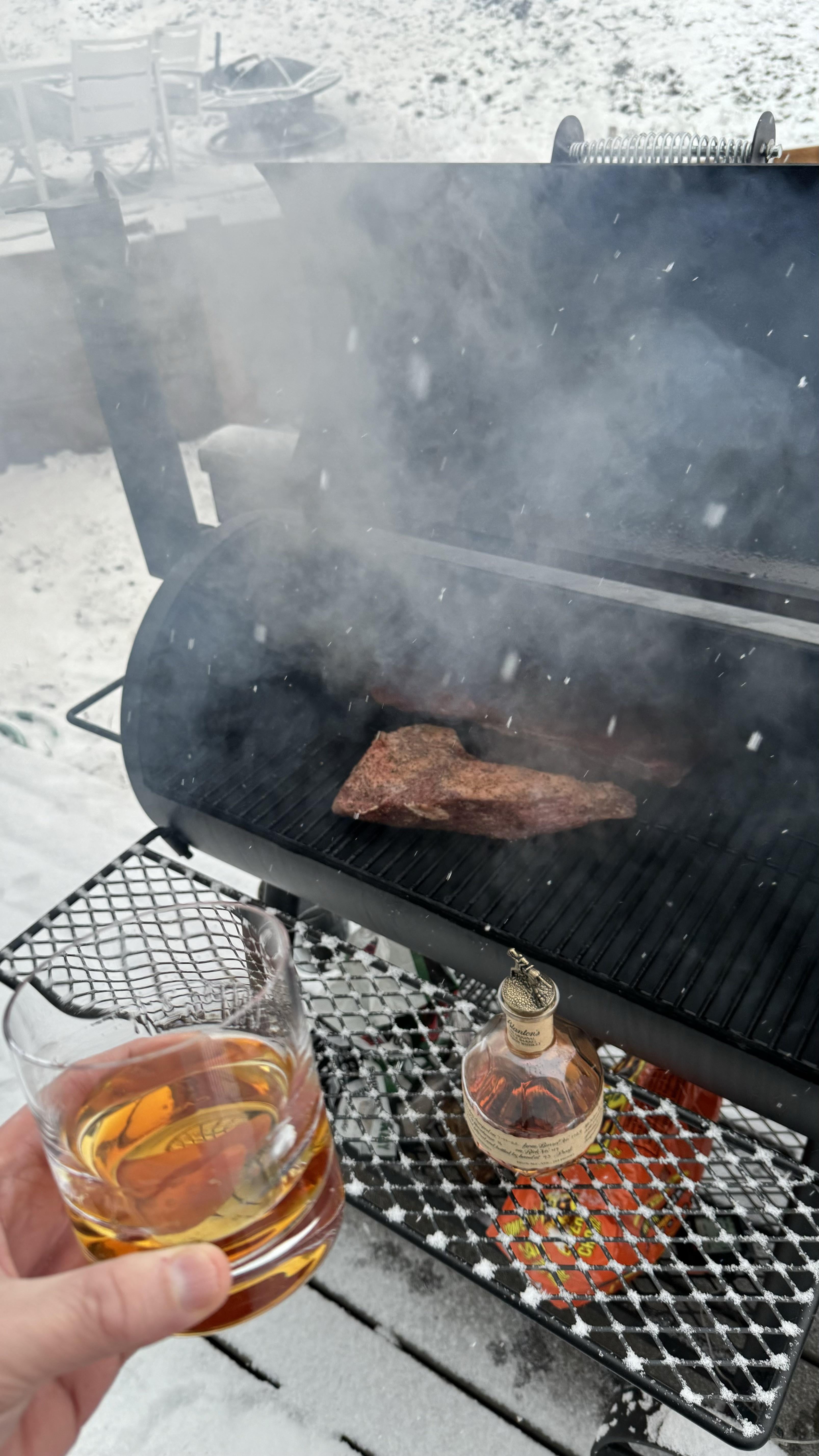 Snow Smoke 2024 Edition - Dining and Cooking