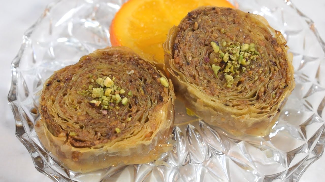 Saragli - Greek baklava with walnuts and pistachio - Dining and Cooking