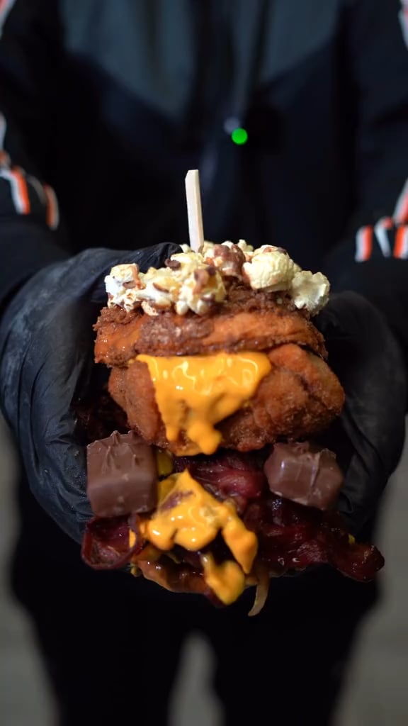 Snickers Burger... - Dining and Cooking