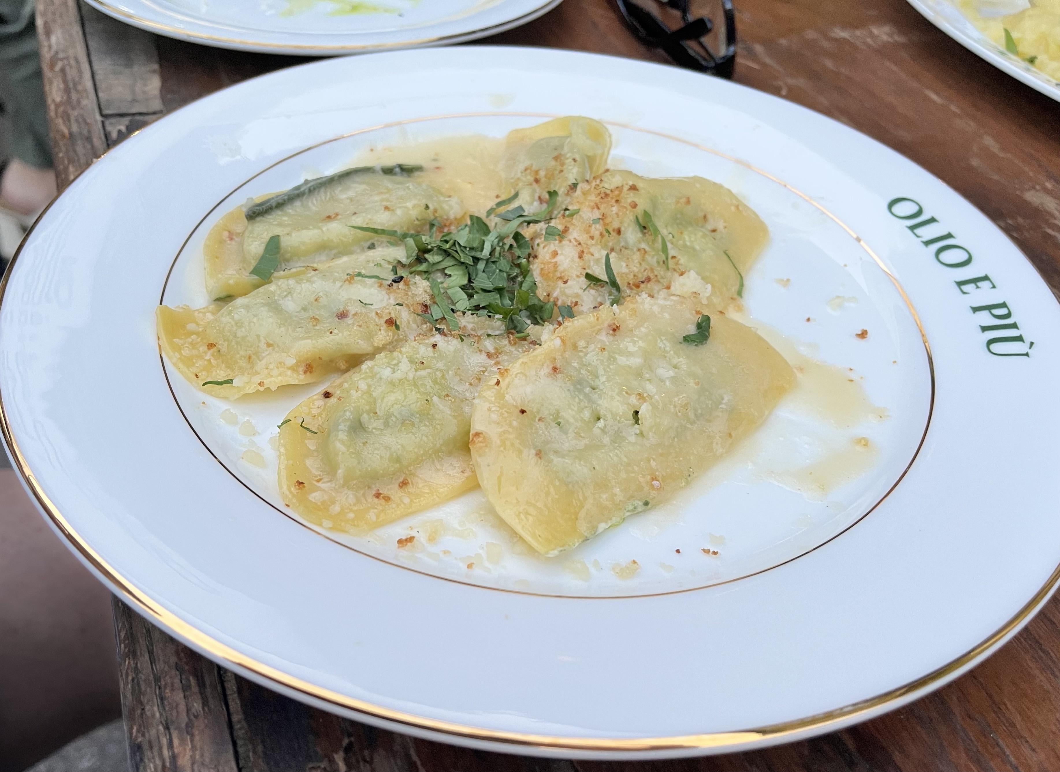 Ricotta, spinach and pecorino ravioli - Dining and Cooking