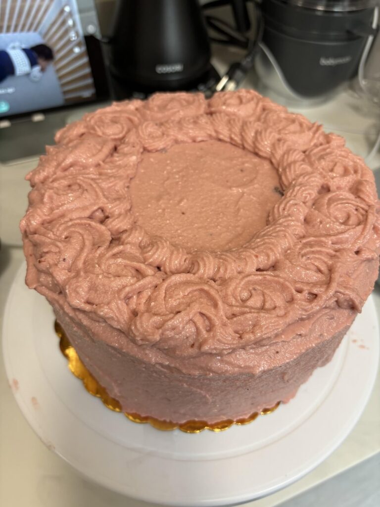 First layer cake fail, but a good laugh at least - Dining and Cooking