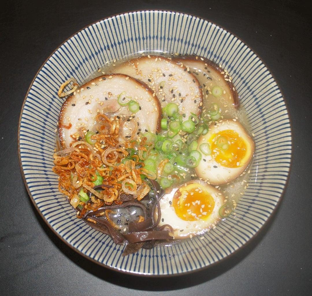 First ramen attempt: Double soup tonkotsu shio ramen with hand-cut ...