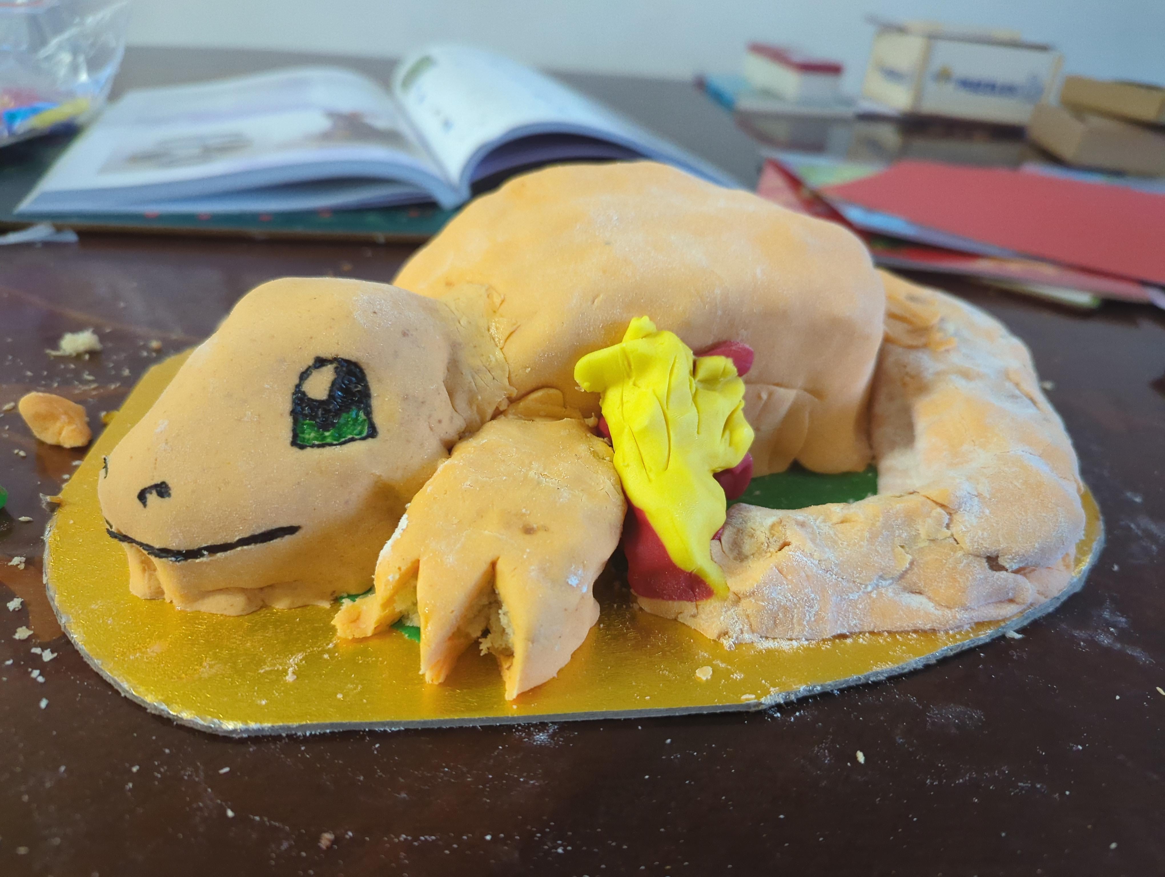 I made a Charmander cake - Dining and Cooking