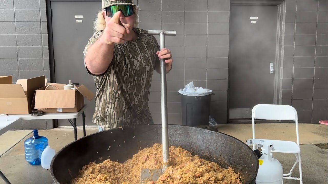 What does it take to cook a 400 man jambalaya!!! - Dining and Cooking