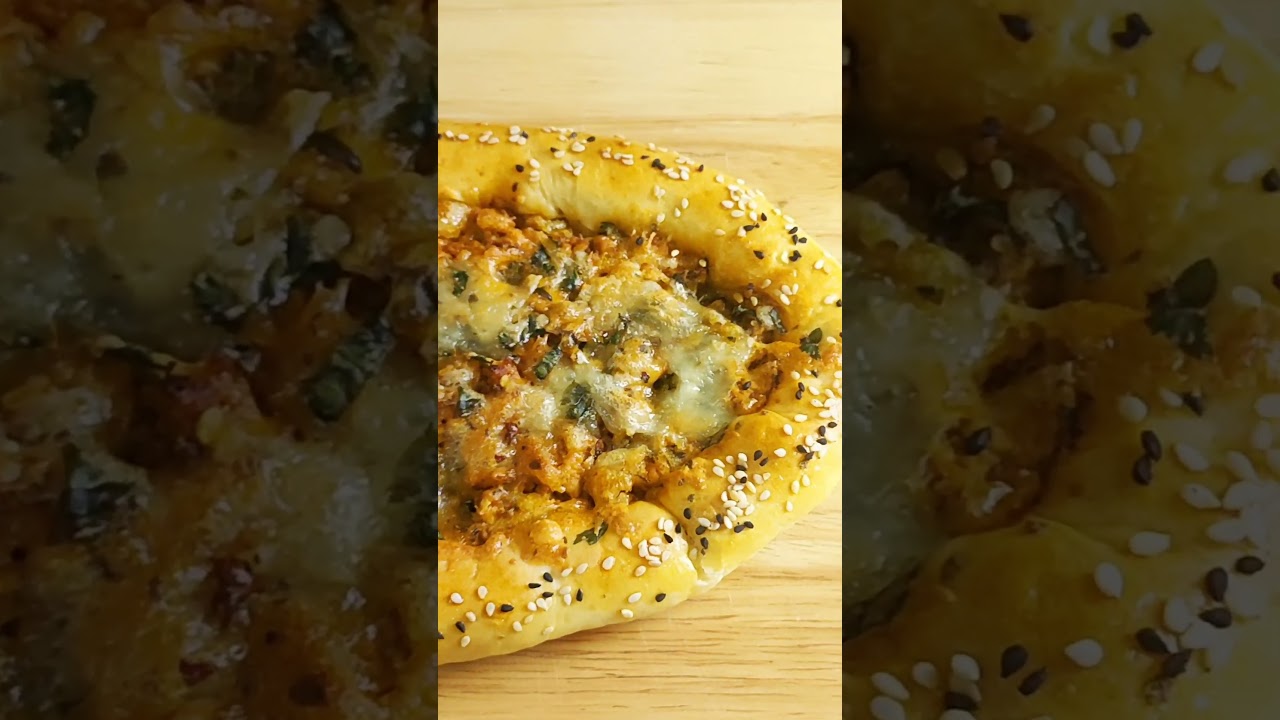 Fatayer middle eastern recipe|Turkish pide with mince |Turkish pizza ...
