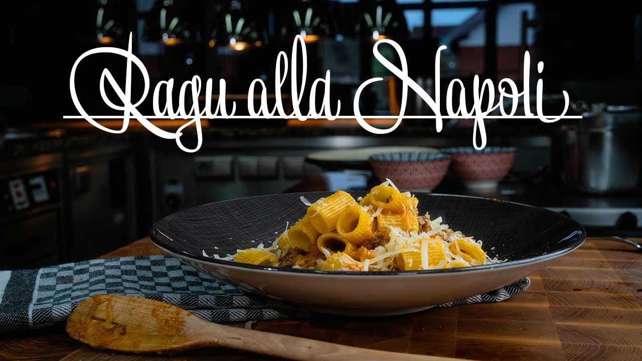 Ragu alla Napoli – Kochen im Tal - Dining and Cooking