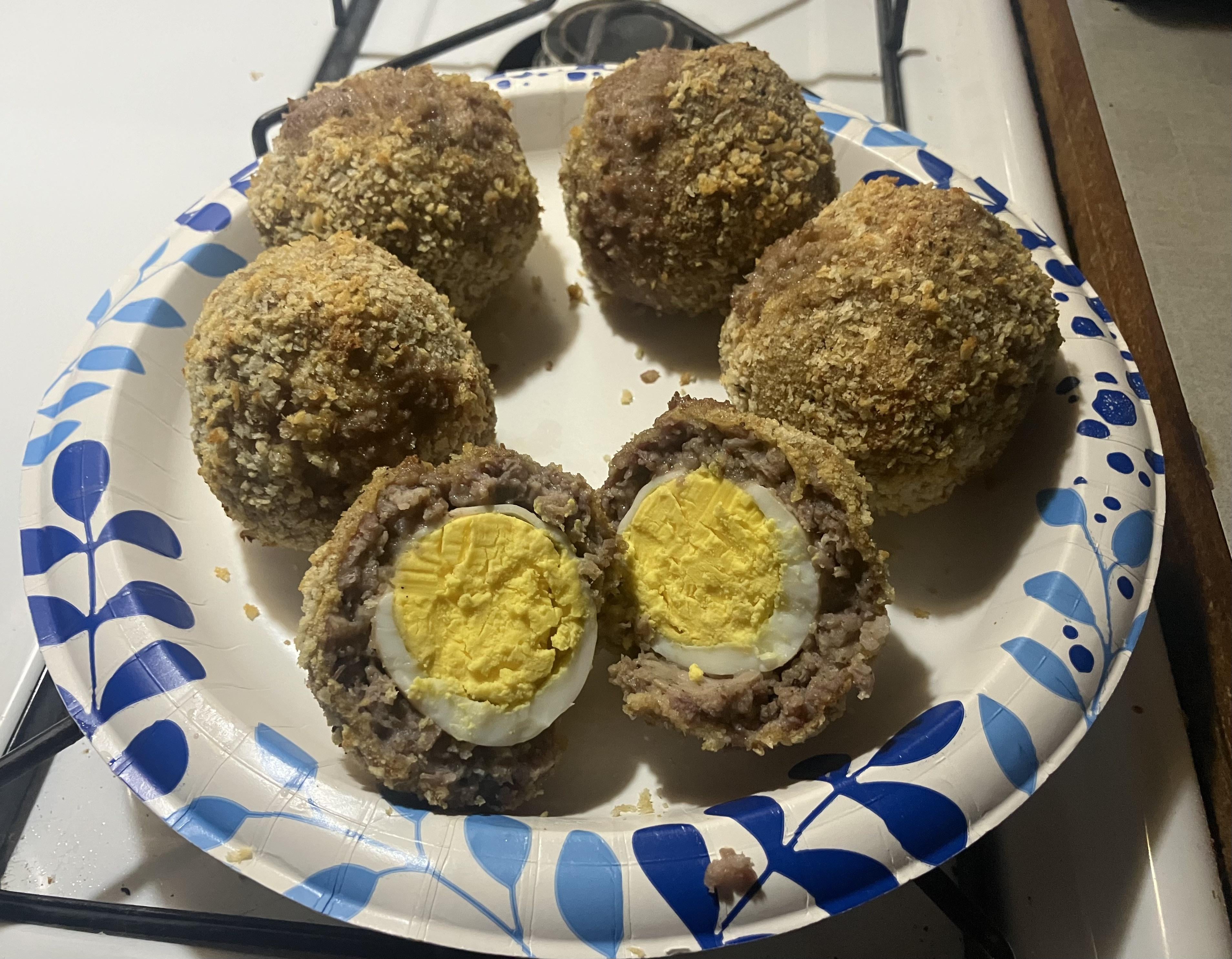 Drinking Guinness and making Scottish eggs. - Dining and Cooking