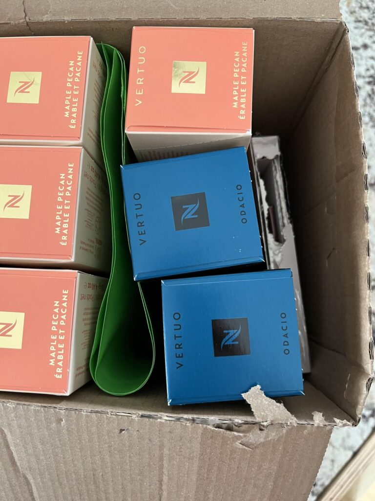 Damaged delivery - Dining and Cooking