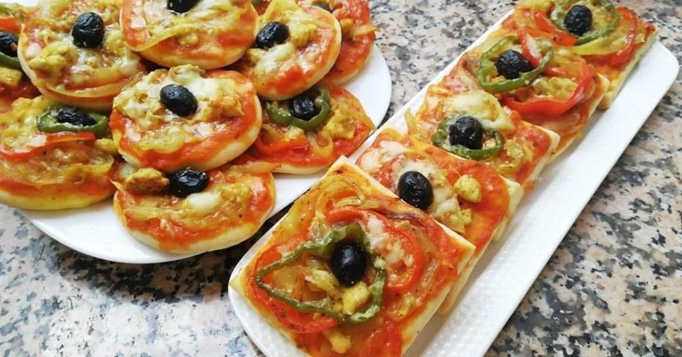 This is how we make pizza in Morocco during Ramadan - Dining and Cooking