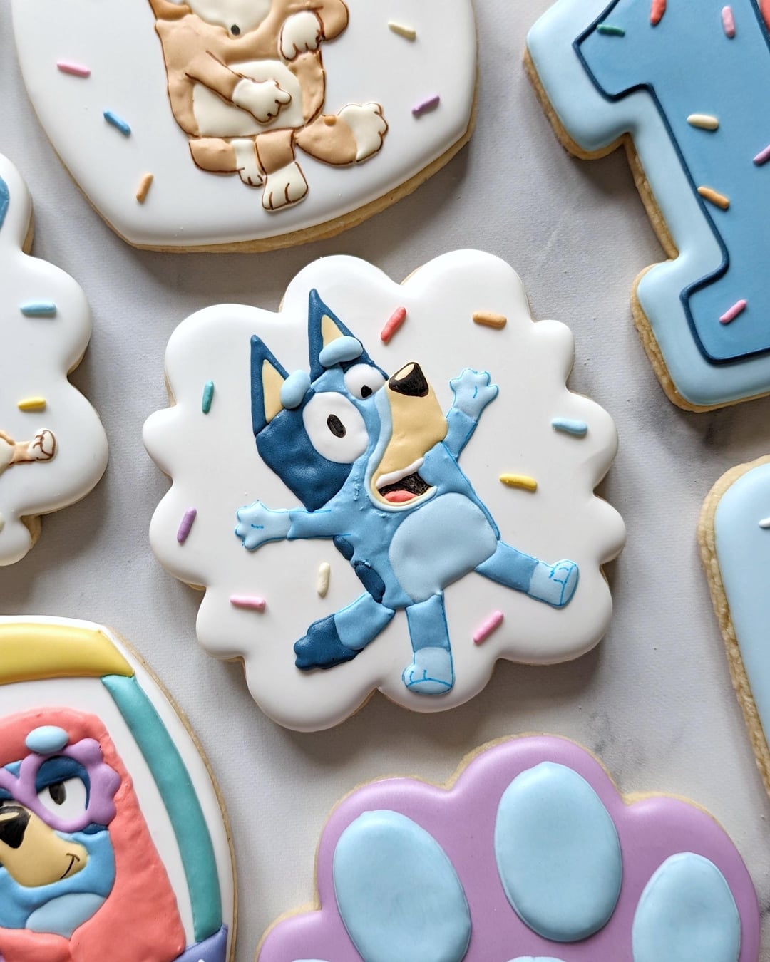 I made another Bluey cookie set! 🎈💙 - Dining and Cooking