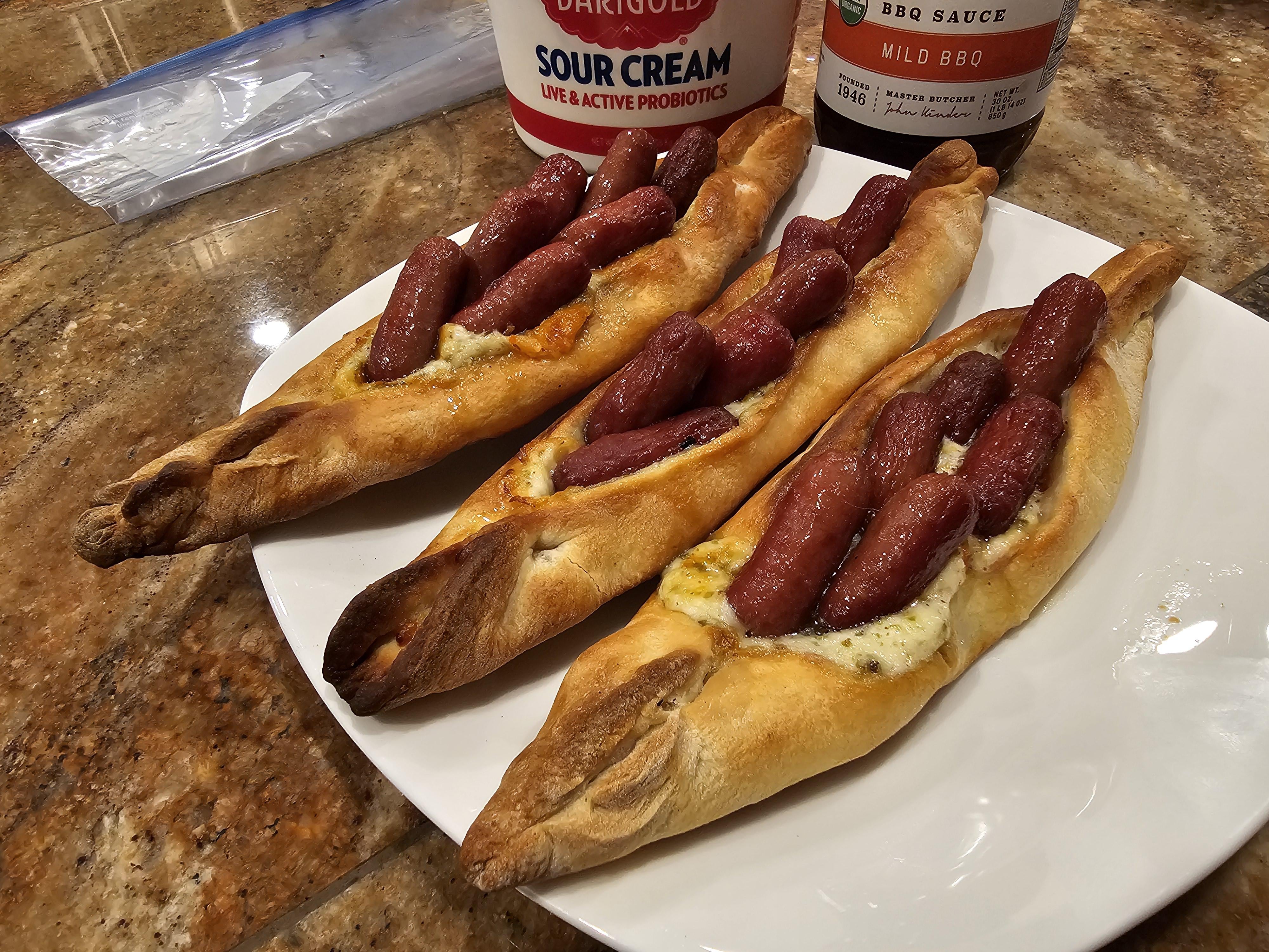 Lil weenie bread boats - Dining and Cooking