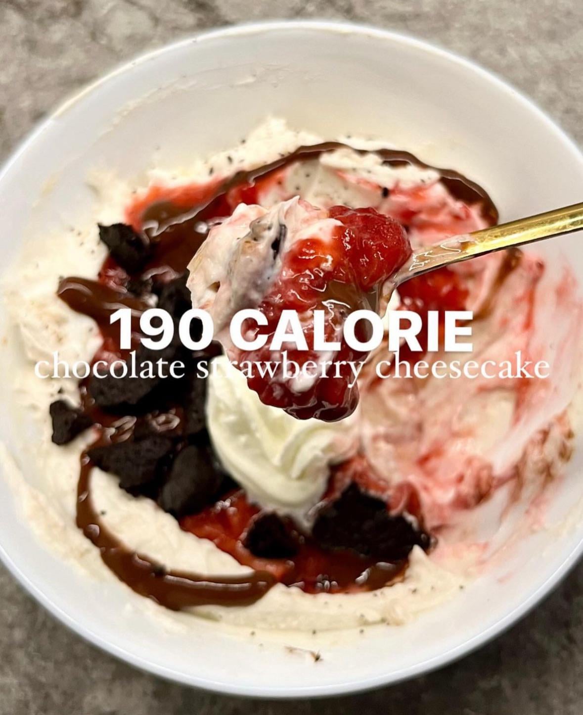 ~190-270 CALORIE CHOCOLATE STRAWBERRY CHEESECAKE - Dining and Cooking