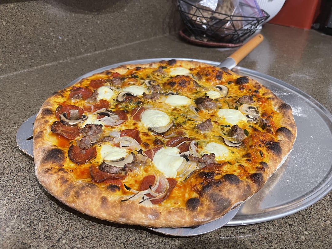 Been working on my pizza doe recipe, best pie yet. - Dining and Cooking