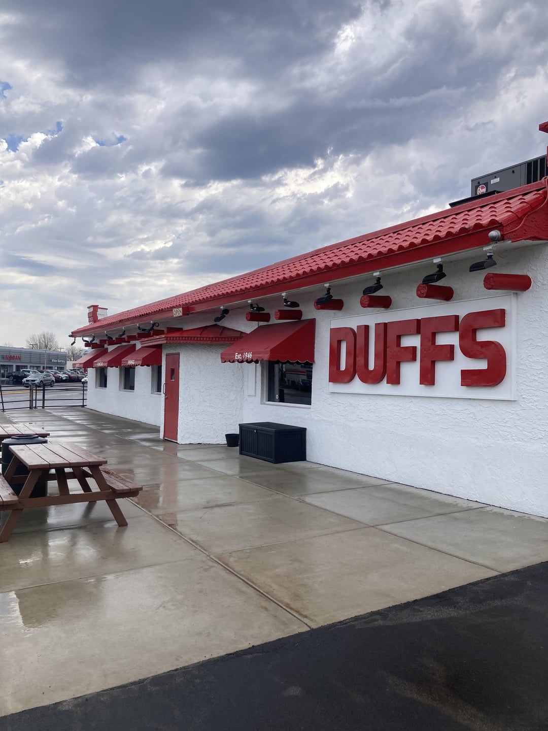 Loved the sauce at Duff’s OG location in Buffalo, NY - Dining and Cooking
